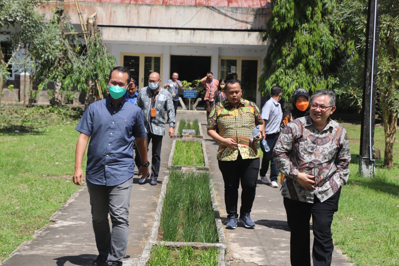 Proses Peralihan ASMI Klabat ke Universitas Klabat – Universitas Klabat