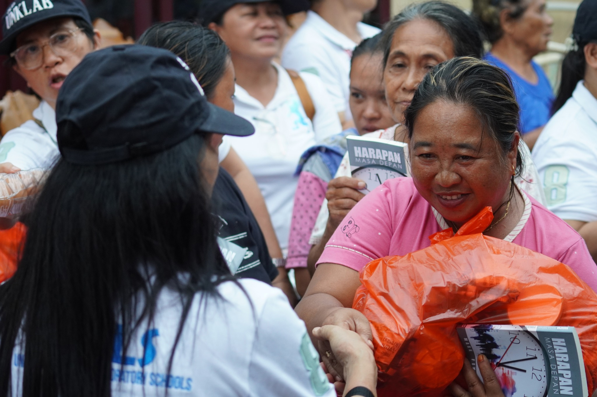 Baksos FKIP UNKLAB dan UALS di Manado dan Sekitarnya | Universitas Klabat